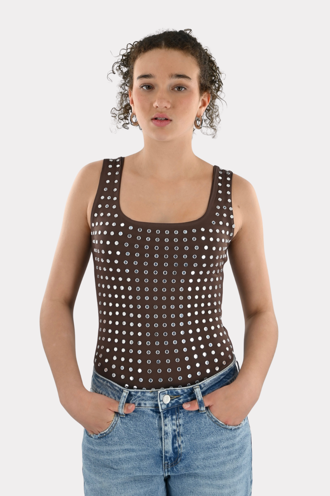 Amelie studded body - bruin - Fashiontiger